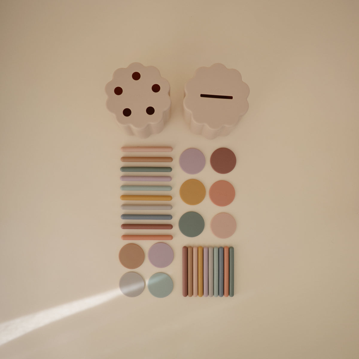 Coin & Tube Sorting Set – Mushie