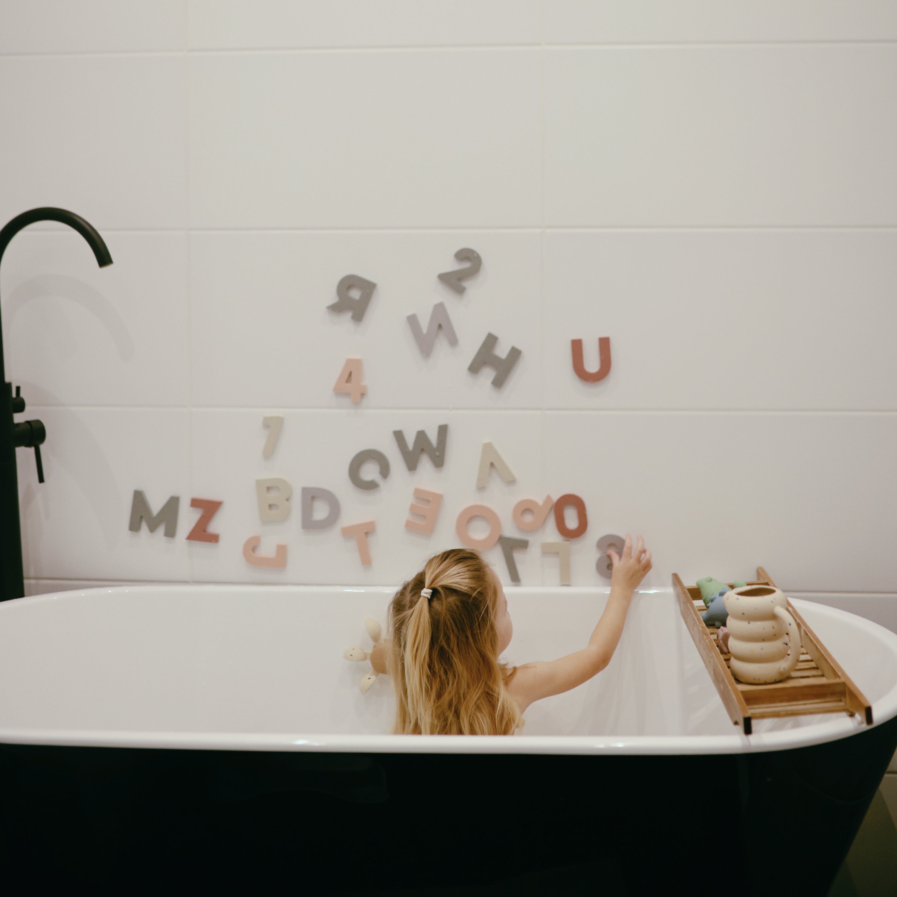 Letters & Numbers Bath Play Set – Mushie