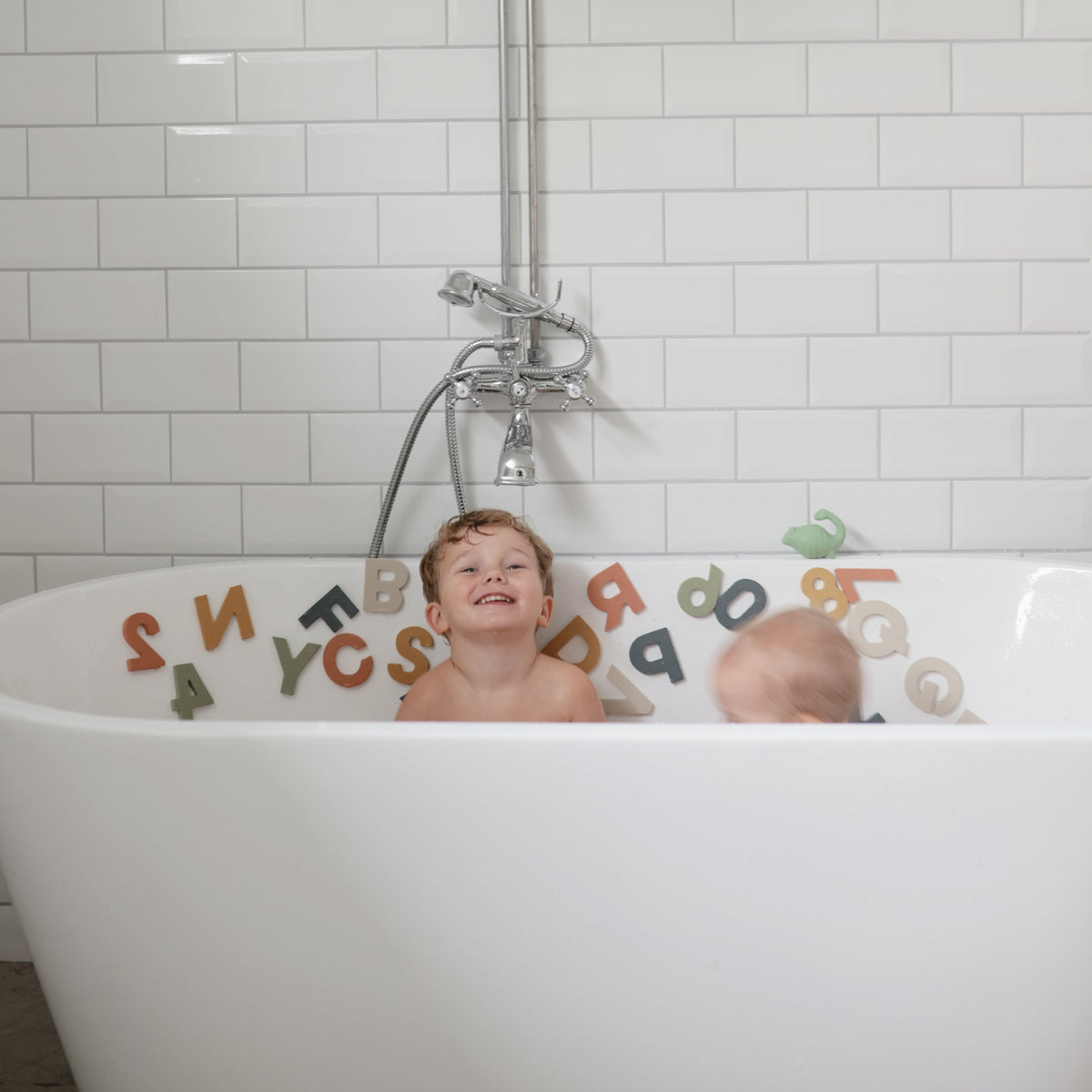 Letters & Numbers Bath Play Set – Mushie