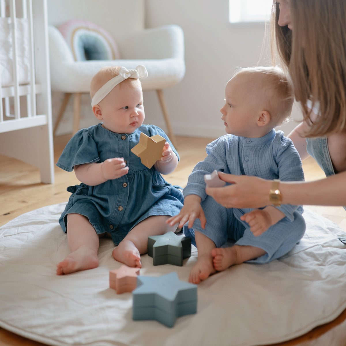 Mushie Nesting Stars Baby Toy