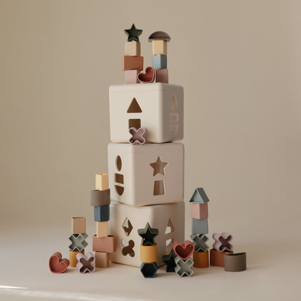 mushie Baby Shape Sorting Box