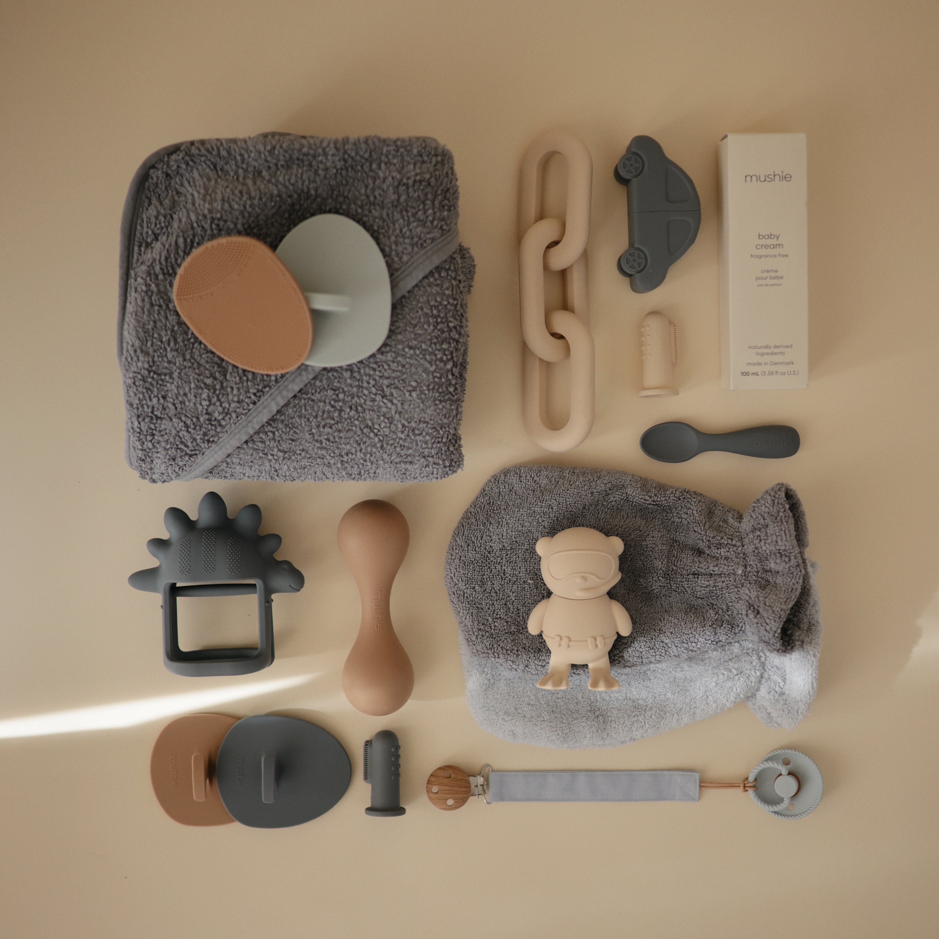 No-Drop Dino Teether (Tradewinds) – Mushie