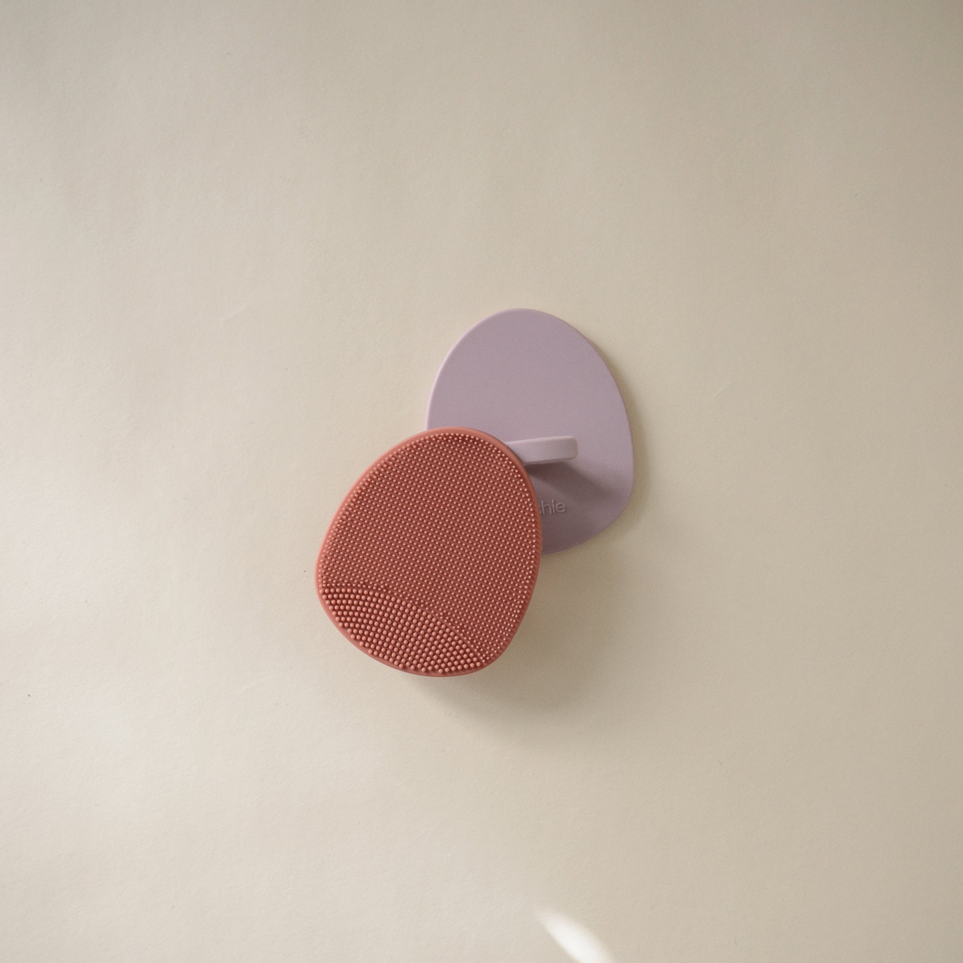 Cradle Cap Brushes – Mushie