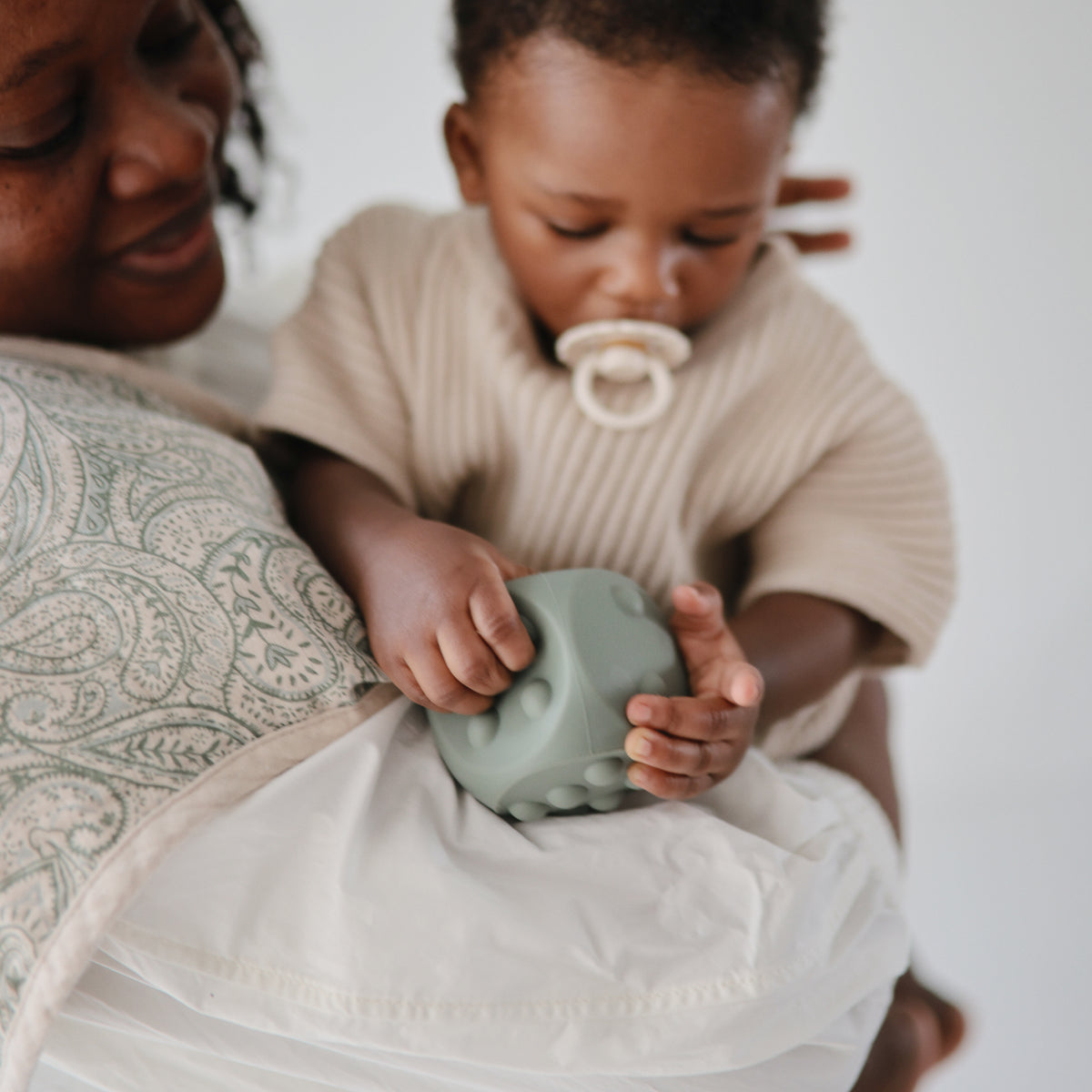 Dice Press Toy – Mushie